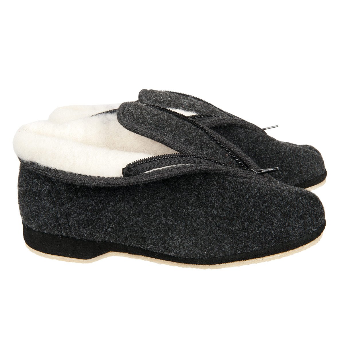 Slippers for problematic feet